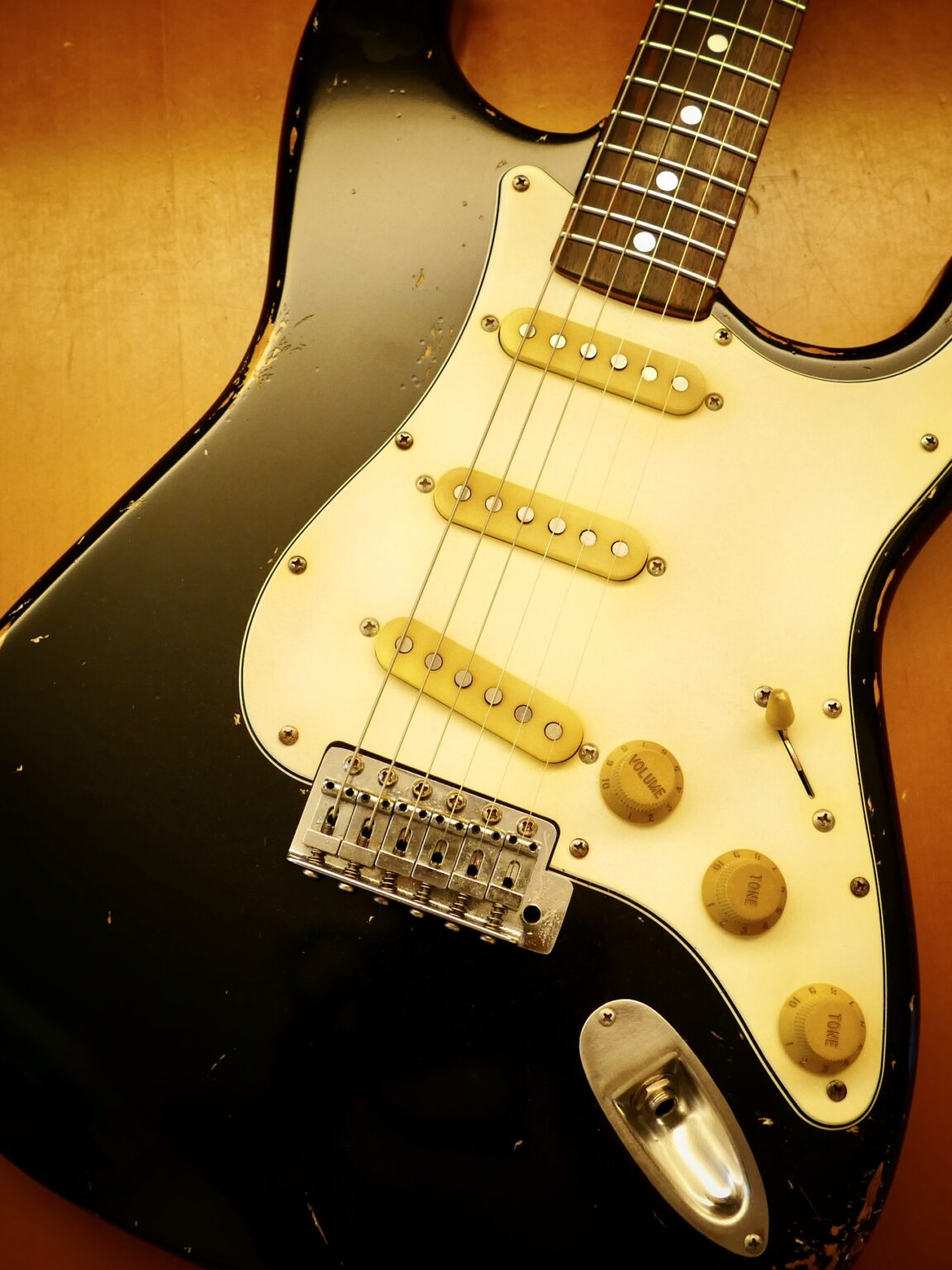 Vintage Restomod ギター 在庫リスト - Tone of Dreams