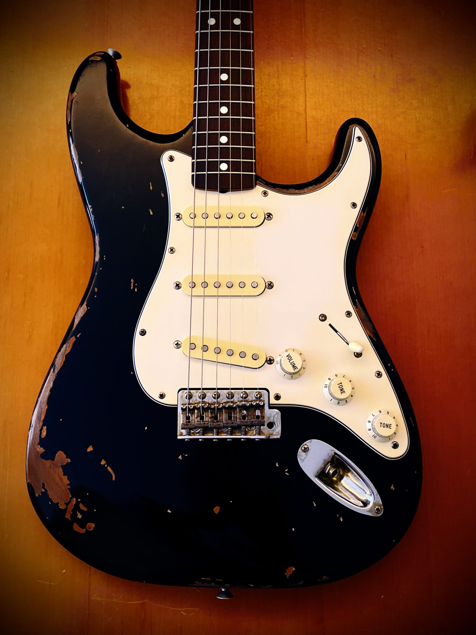 Vintage Restomod ギター 在庫リスト - Tone of Dreams